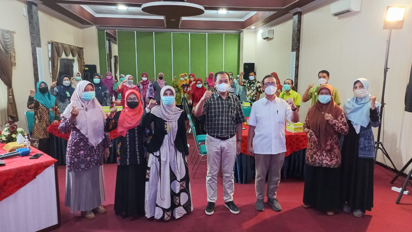 UMKU Gelar Evaluasi Program Magang Internship 2021 - Universitas ...